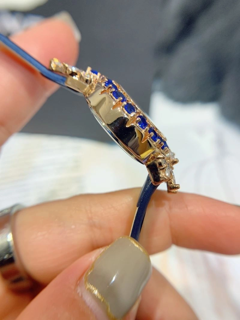 Low-cost PIAGET Watches