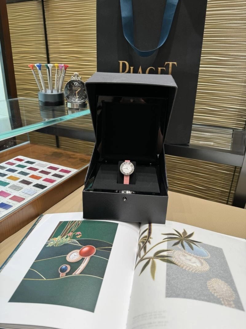 PIAGET Watches
