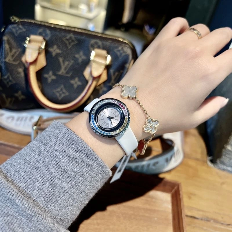 Exact replica PIAGET Watches