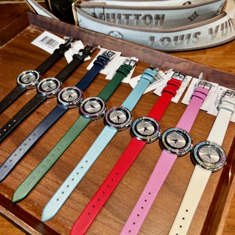 Exact replica PIAGET Watches