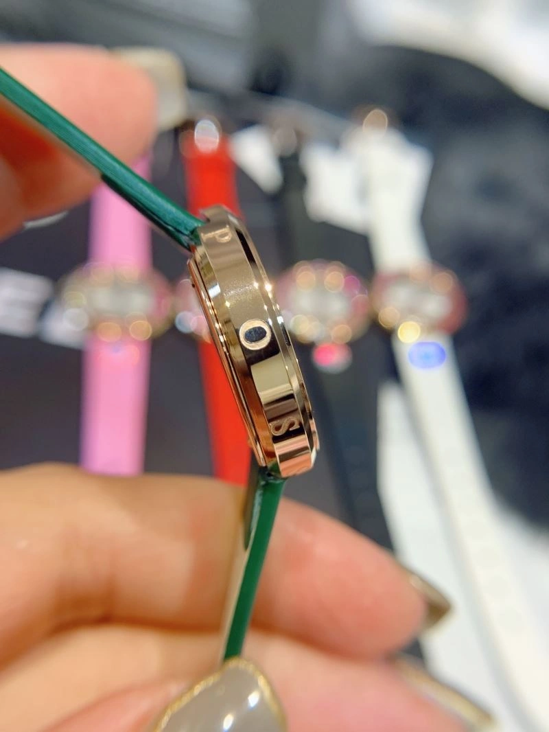 Cut-rate PIAGET Watches