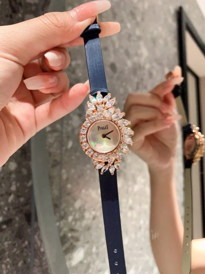 Inexpensive PIAGET Watches