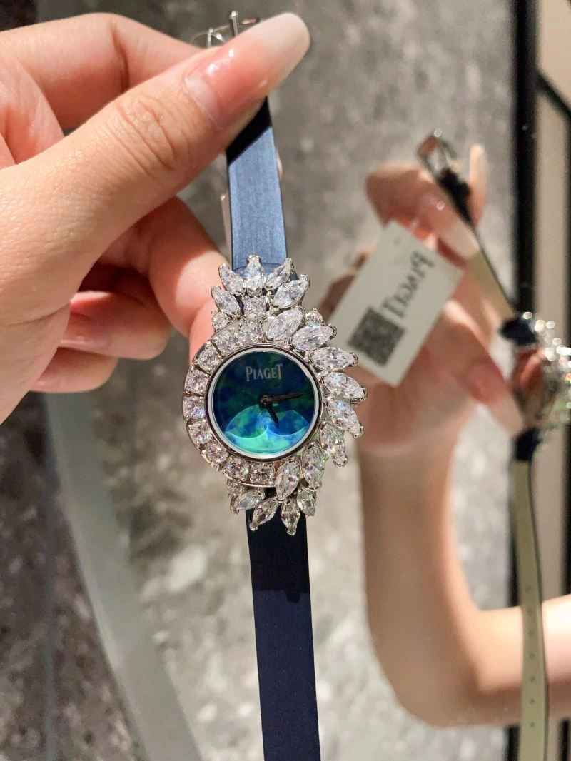 Low-cost PIAGET Watches