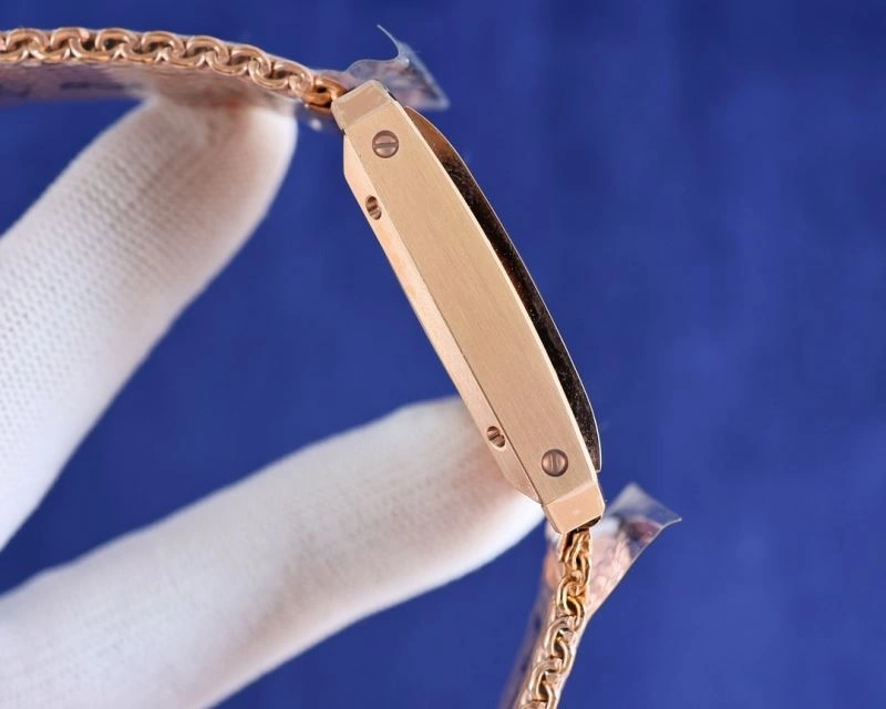 Exact replica PIAGET Watches