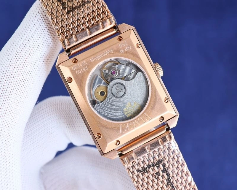 Exact replica PIAGET Watches