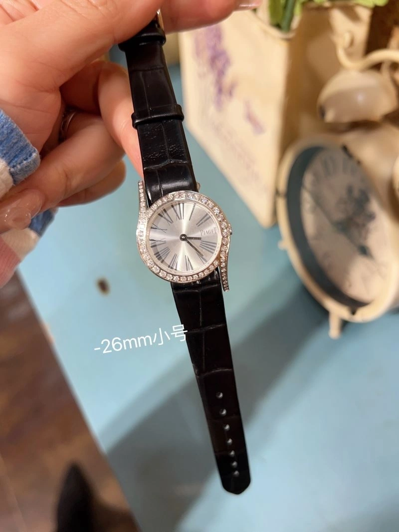 Exact replica PIAGET Watches