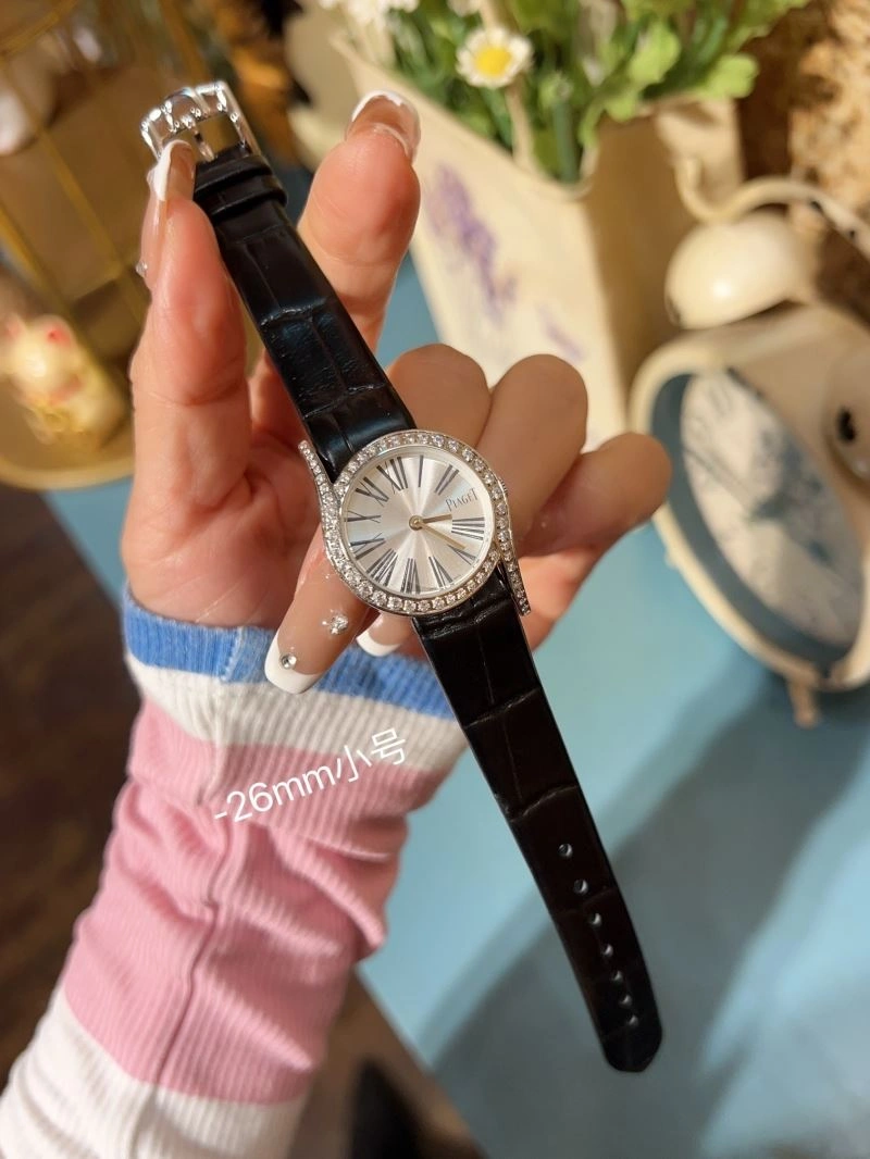 Exact replica PIAGET Watches