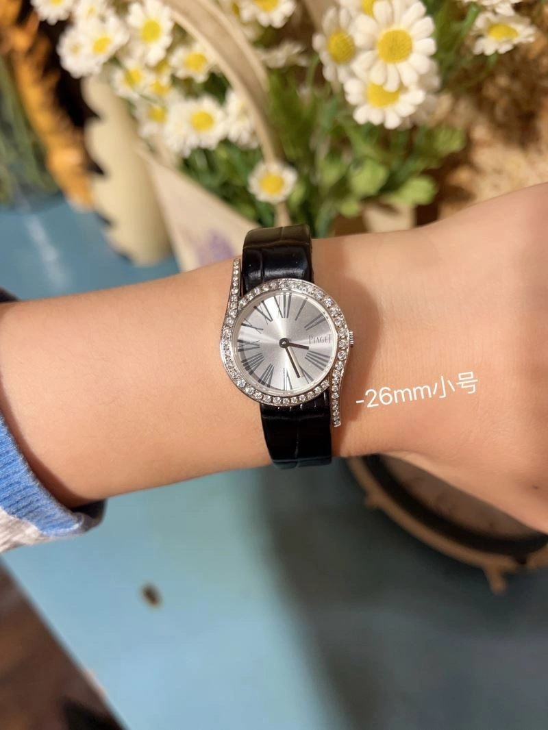 Exact replica PIAGET Watches