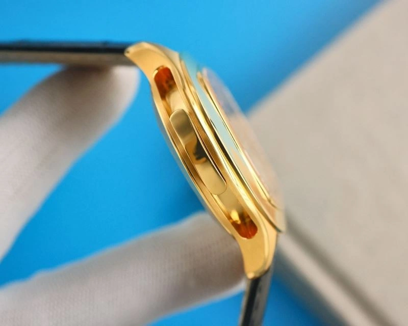 Low-cost PIAGET Watches