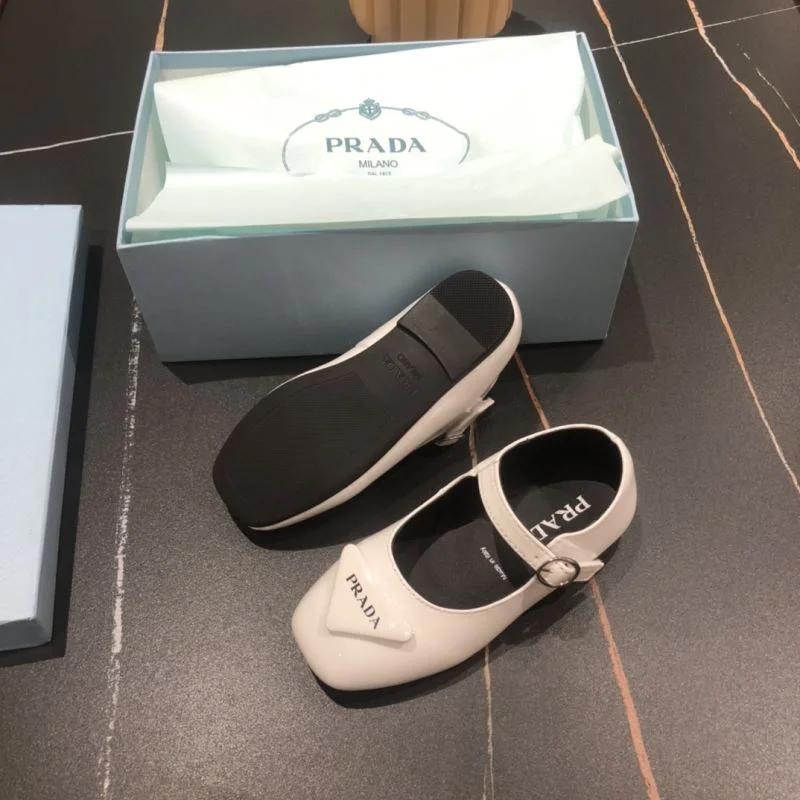 Top match PRADA SHOES
