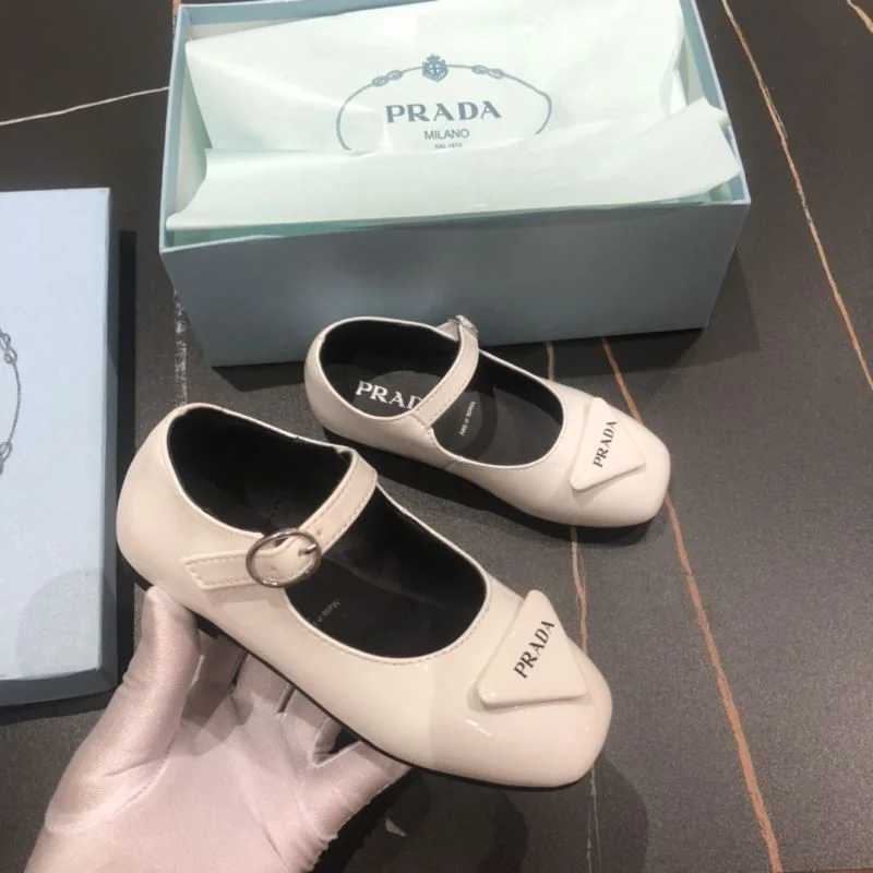 Top match PRADA SHOES