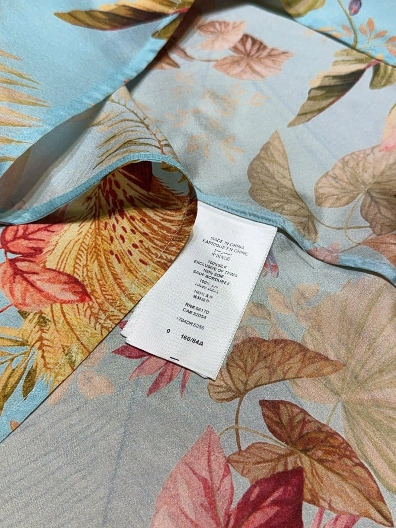 Accurate model Palm Angles Dress