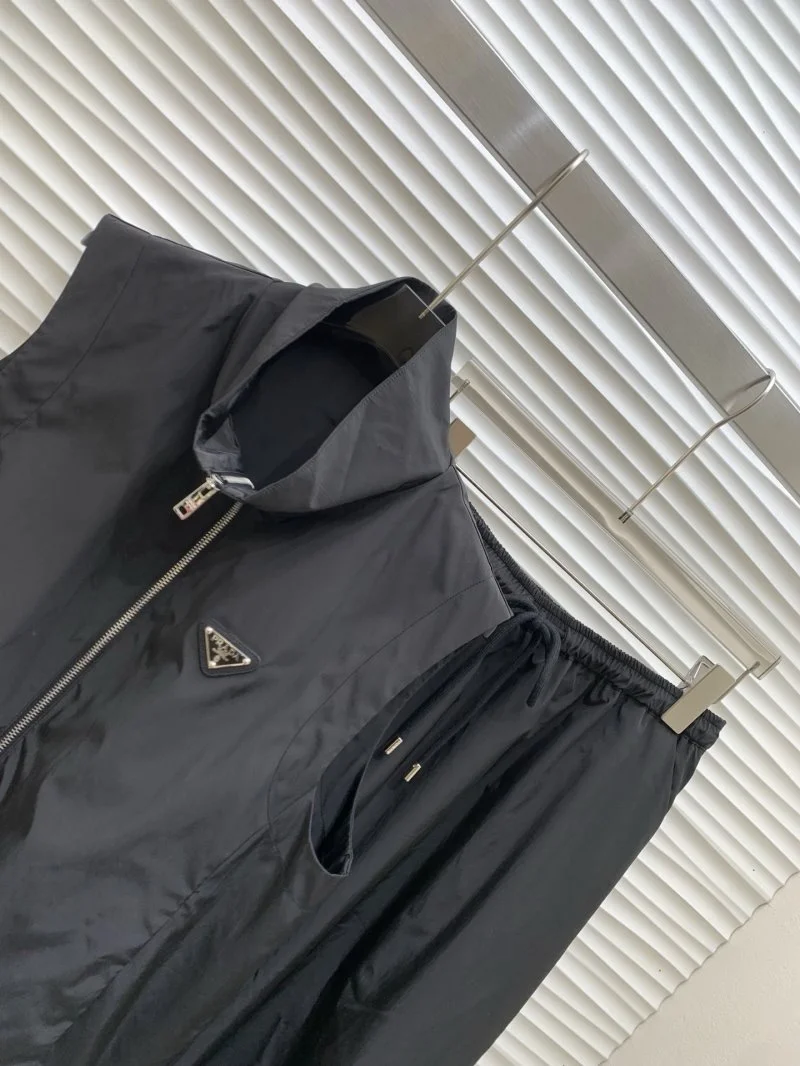 Budget-friendly Philipp Plein Dress Suits