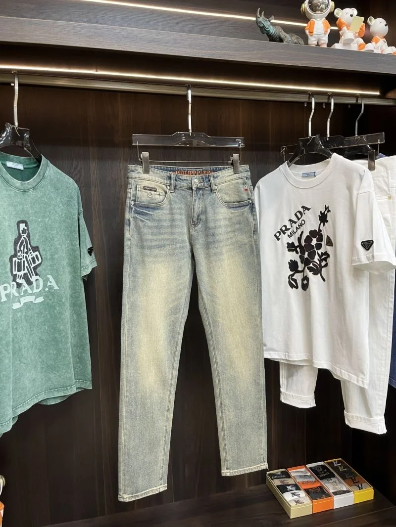 Budget-friendly Philipp Plein Jeans