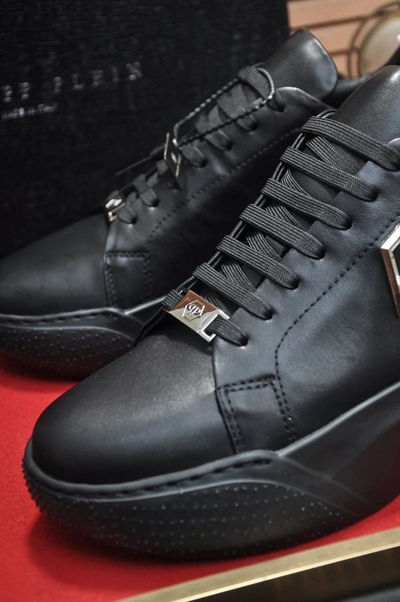 Brand-authenticated Philipp Plein Shoes