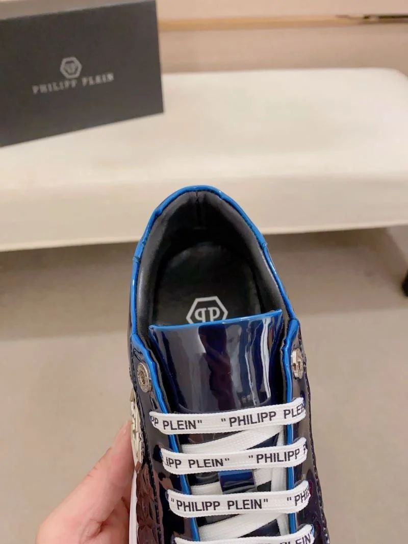 Top mirror Philipp Plein Shoes