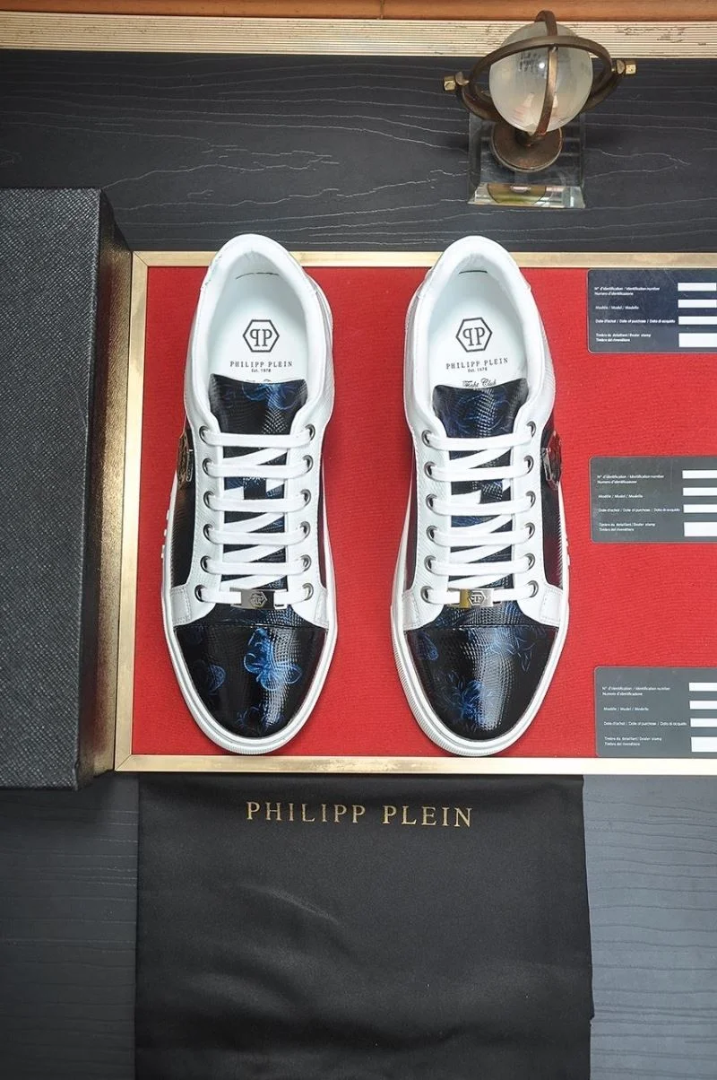 Top mirror Philipp Plein Shoes