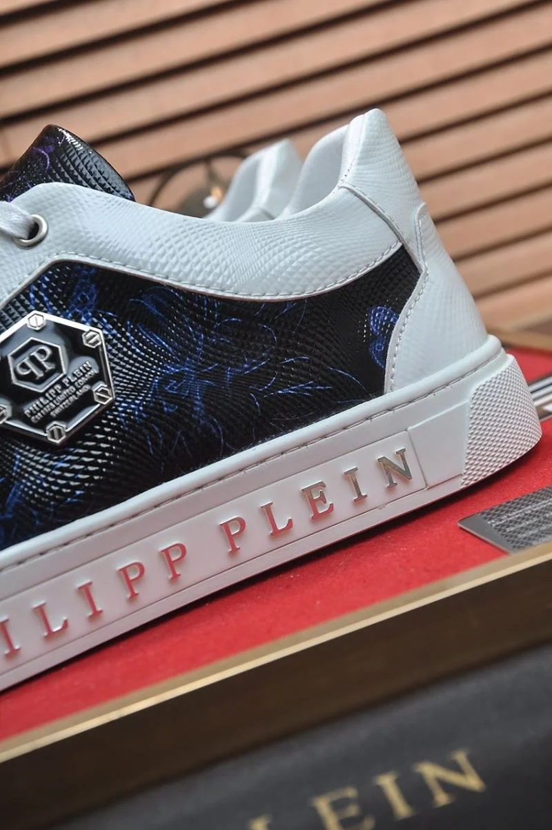 Top mirror Philipp Plein Shoes