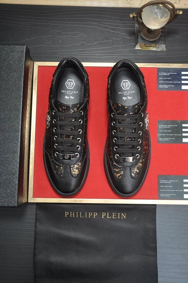Accurate model Philipp Plein Shoes