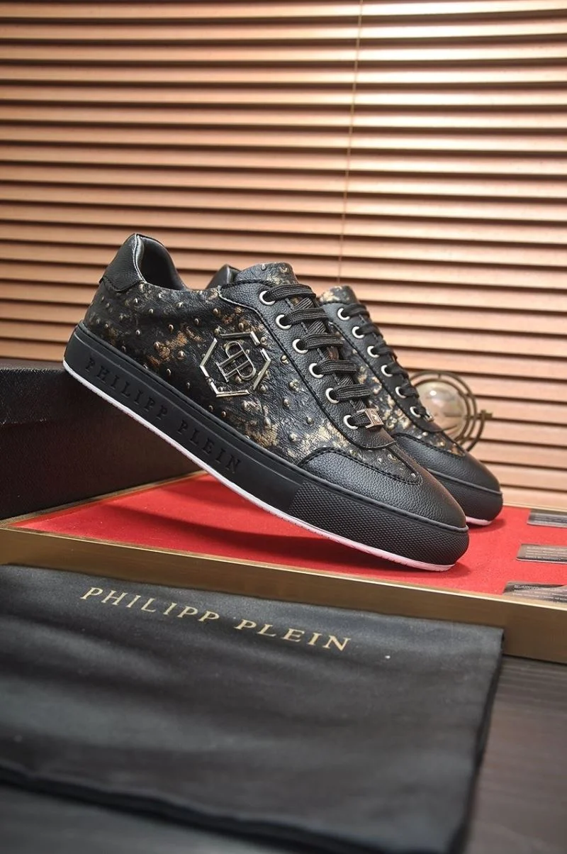 Accurate model Philipp Plein Shoes