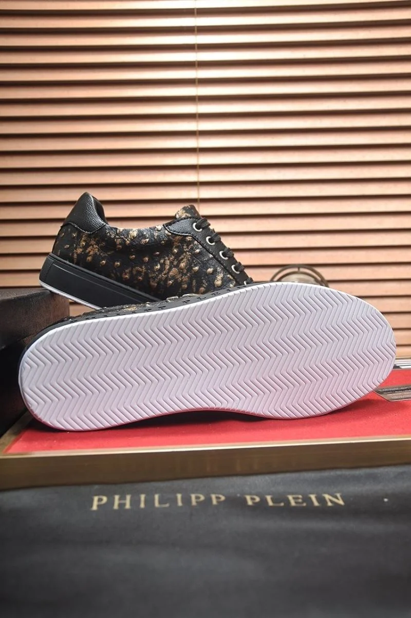 Accurate model Philipp Plein Shoes