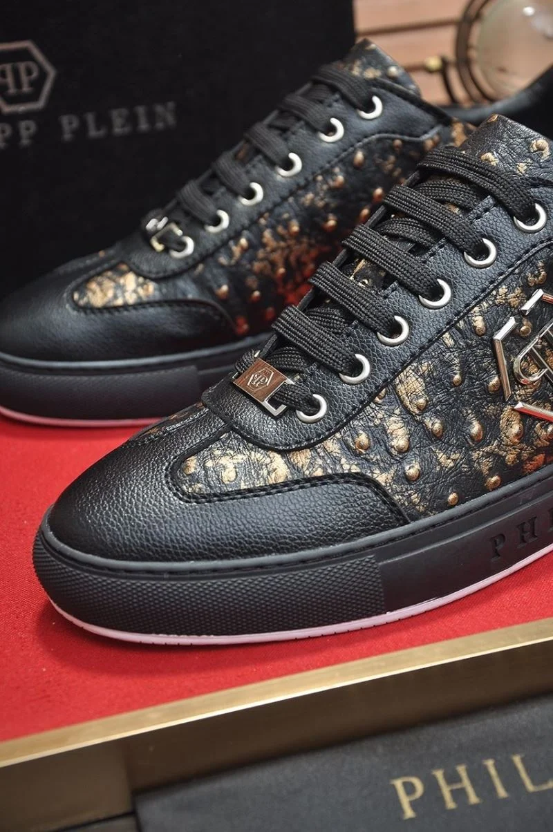 Accurate model Philipp Plein Shoes
