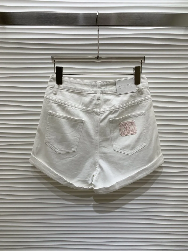 Accurate model Philipp Plein Short Pants