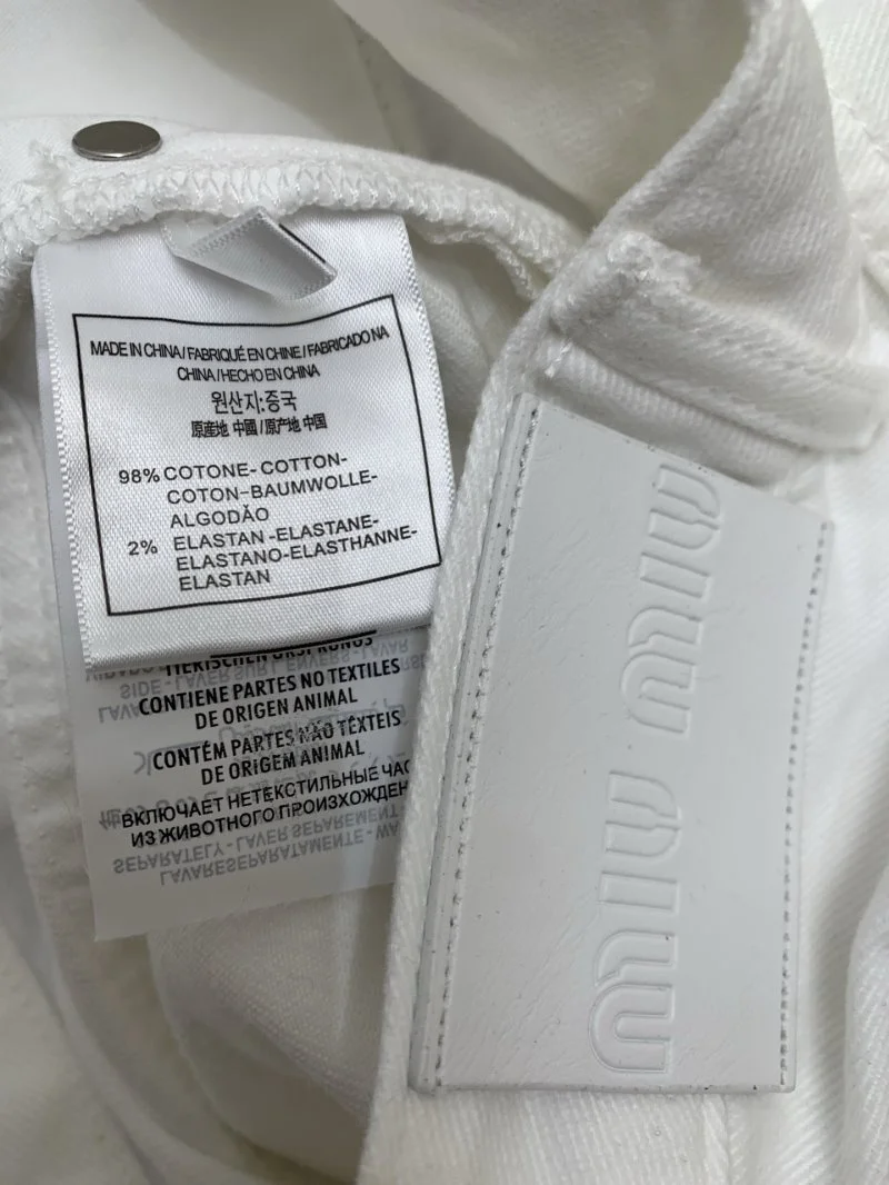 Accurate model Philipp Plein Short Pants