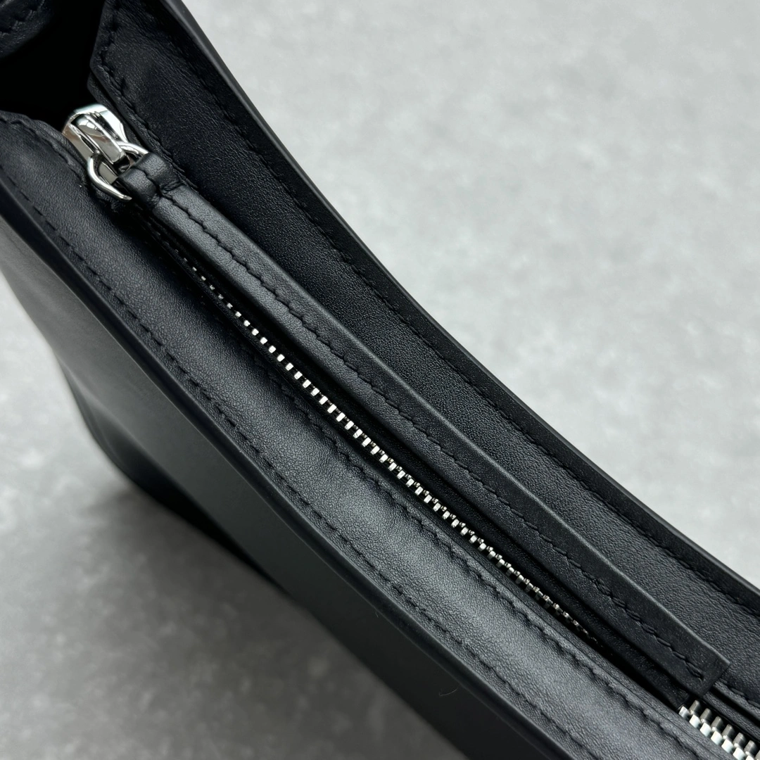Legit Phoebe Philo Hobo Bags