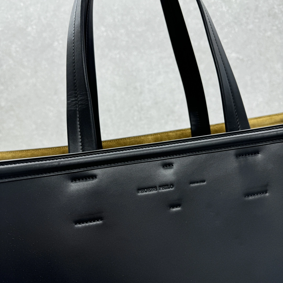 Real Phoebe Philo Shopping Bags