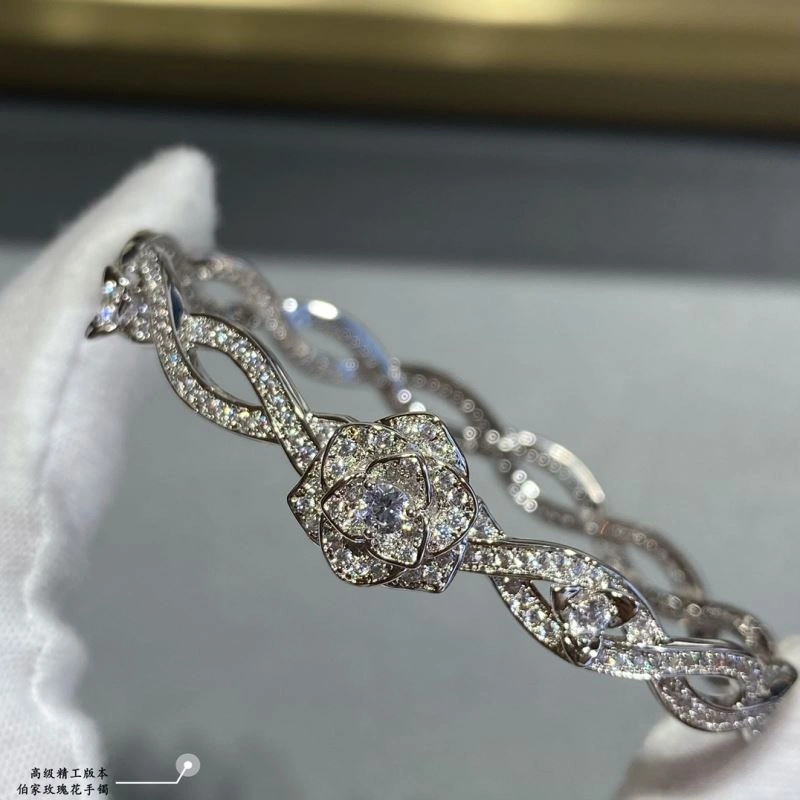 Economical Piaget Bracelets