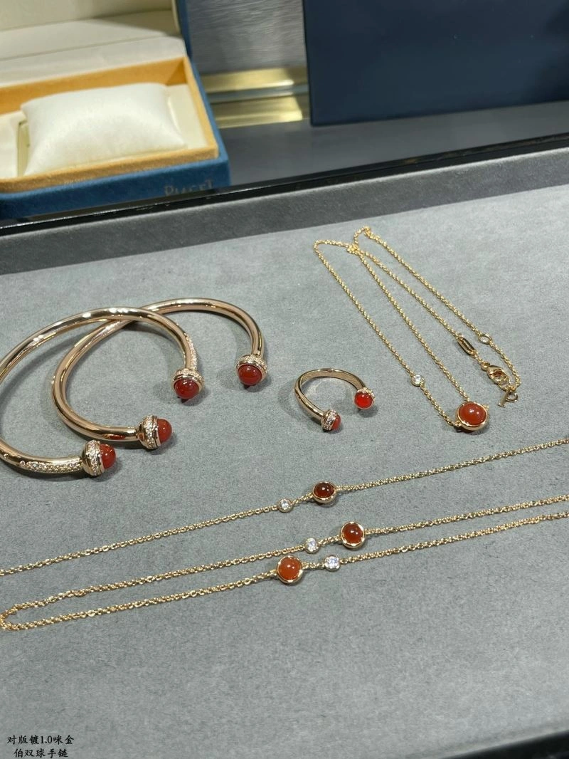 Factory-made Piaget Bracelets