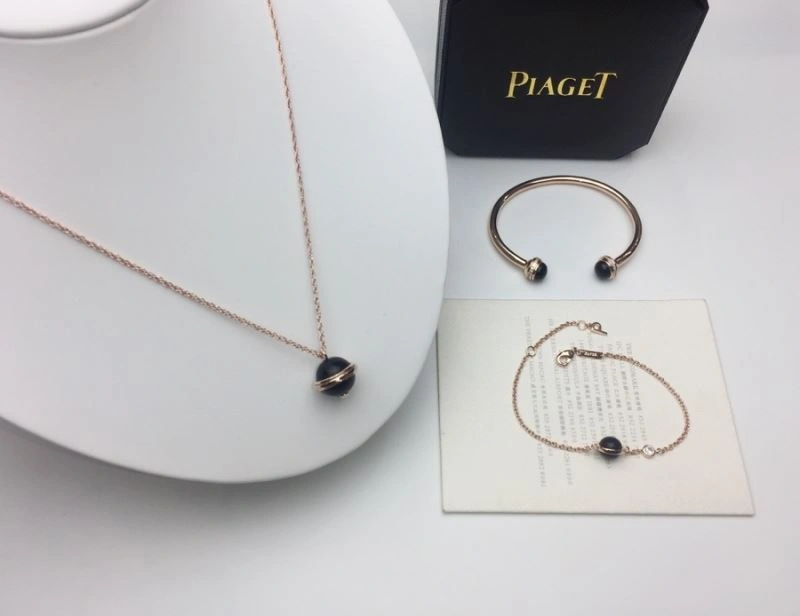 Top match Piaget Bracelets