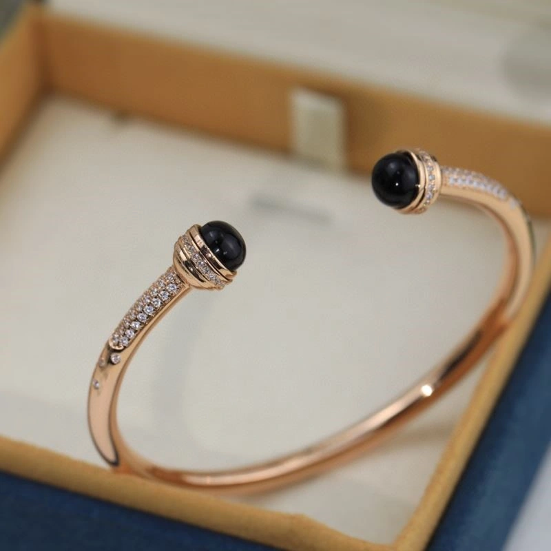 1:1 copy Piaget Bracelets
