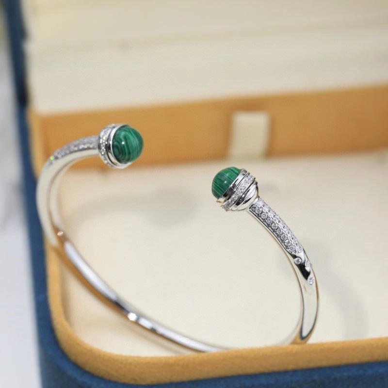 Top mirror Piaget Bracelets