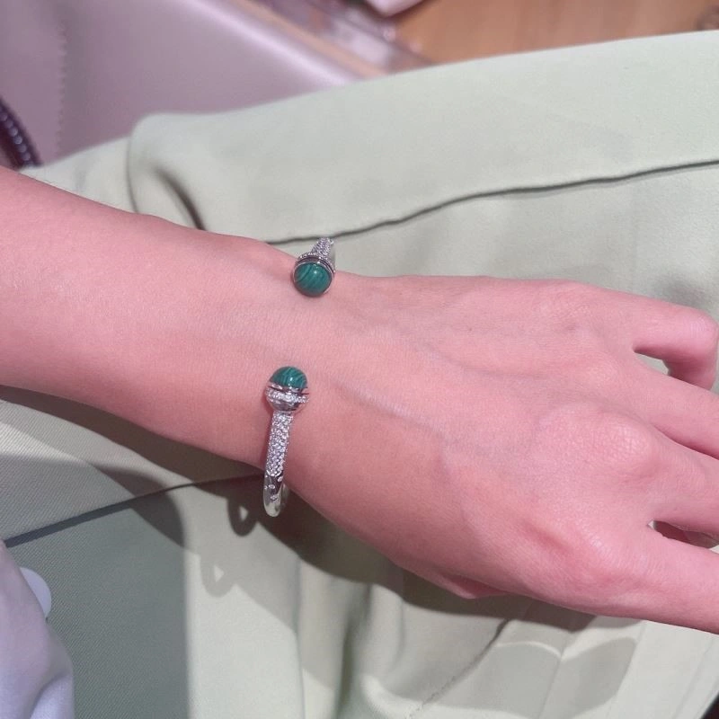 Top mirror Piaget Bracelets