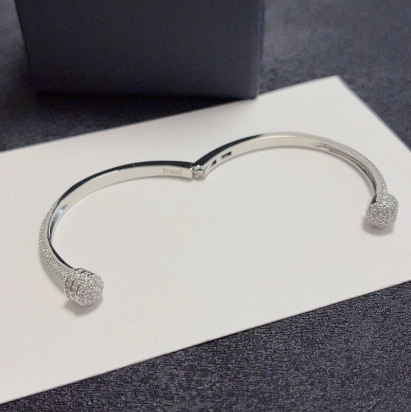 Exact replica Piaget Bracelets
