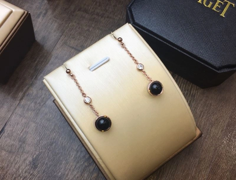 Low-cost Piaget Earrings