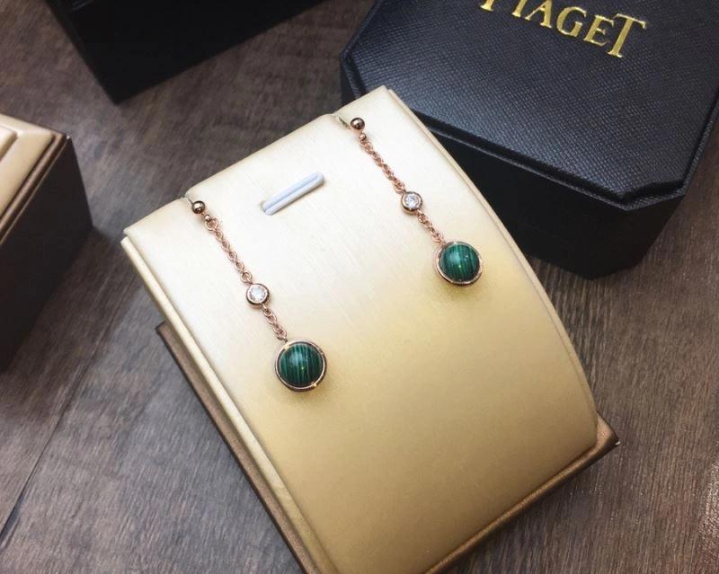 Low-cost Piaget Earrings