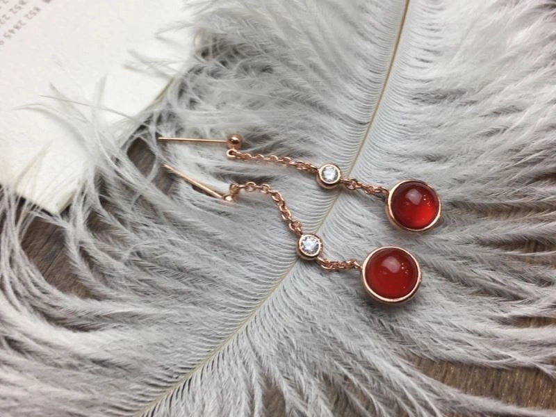 Low-cost Piaget Earrings