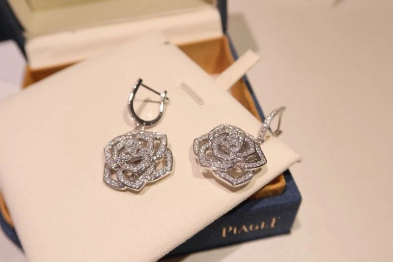 Cut-rate Piaget Earrings