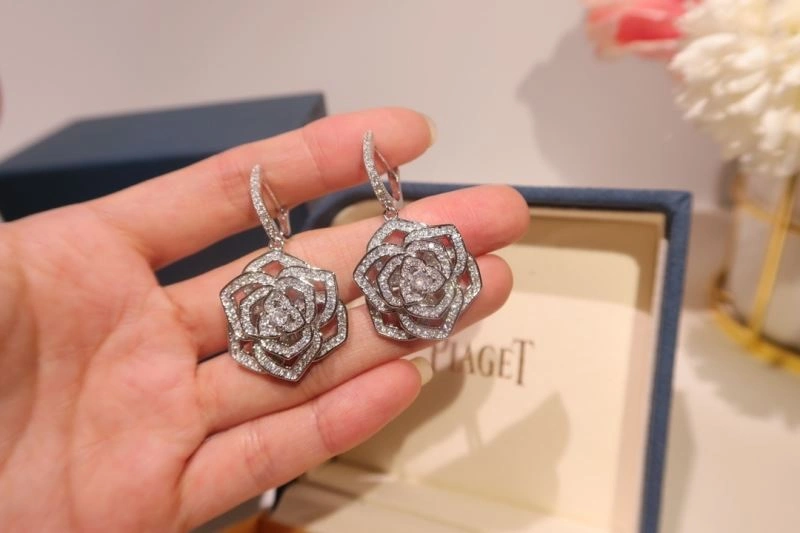 Cut-rate Piaget Earrings