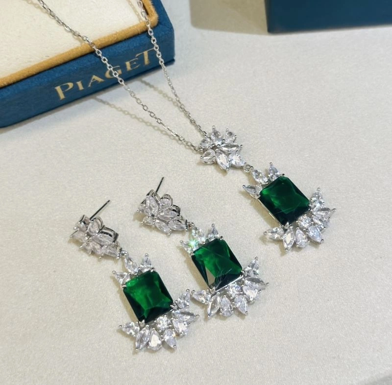 Brand-original Piaget Earrings