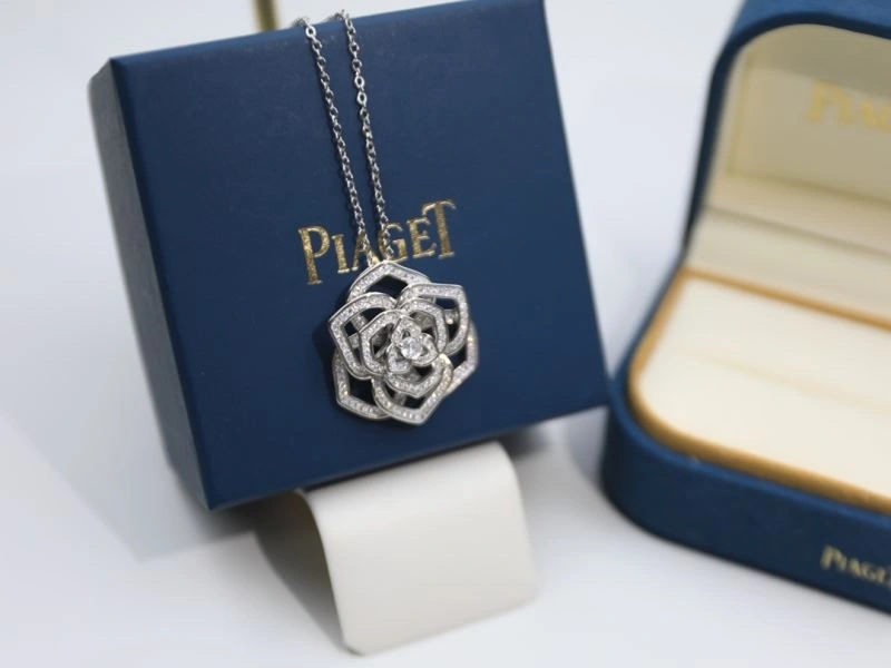 Budget-friendly Piaget Necklaces