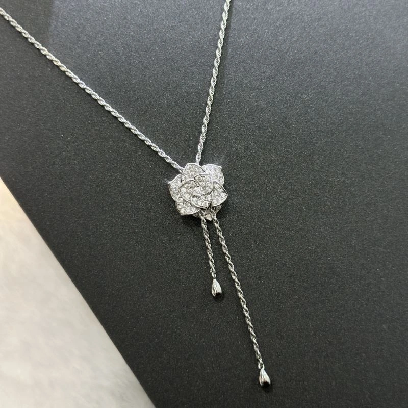 Piaget Necklaces