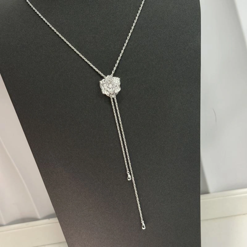 Reasonably priced Piaget Necklaces