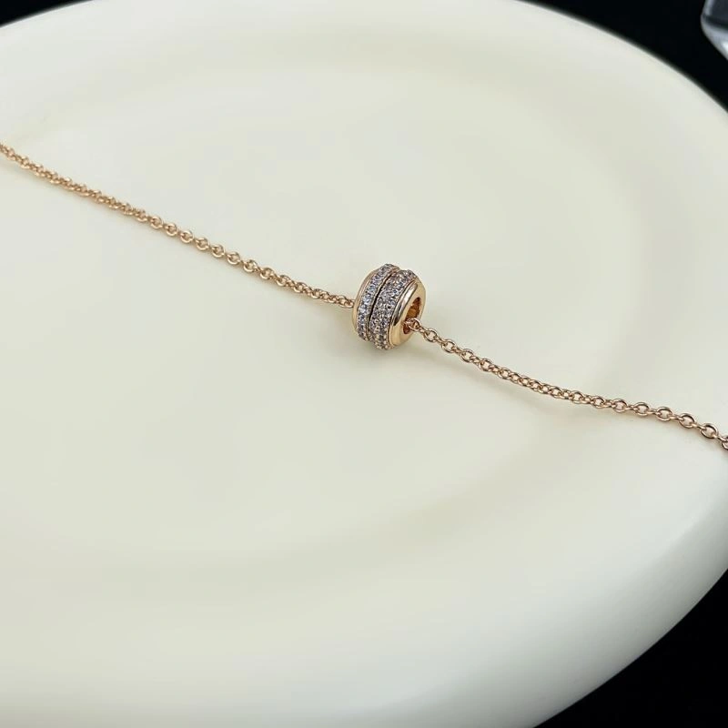 Cut-rate Piaget Necklaces