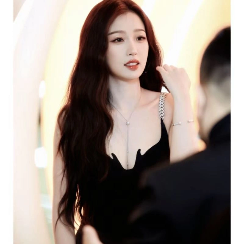 Top mirror Piaget Necklaces