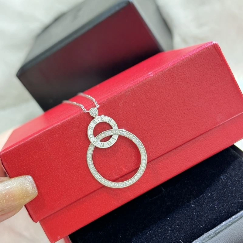 Low-cost Piaget Necklaces