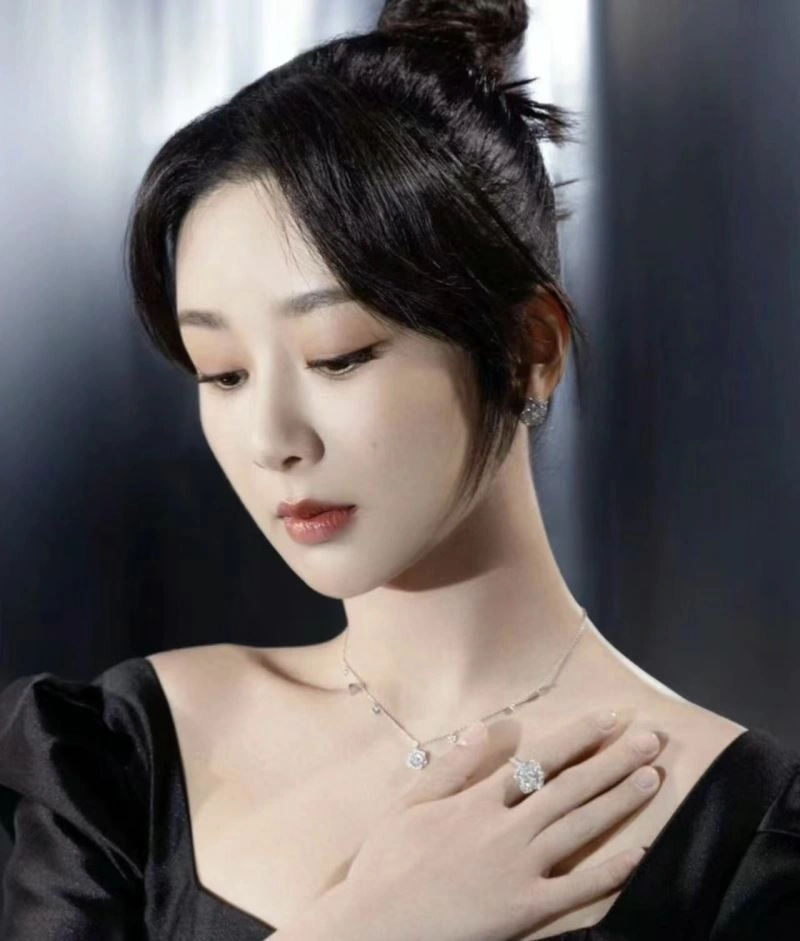 Affordable Piaget Necklaces